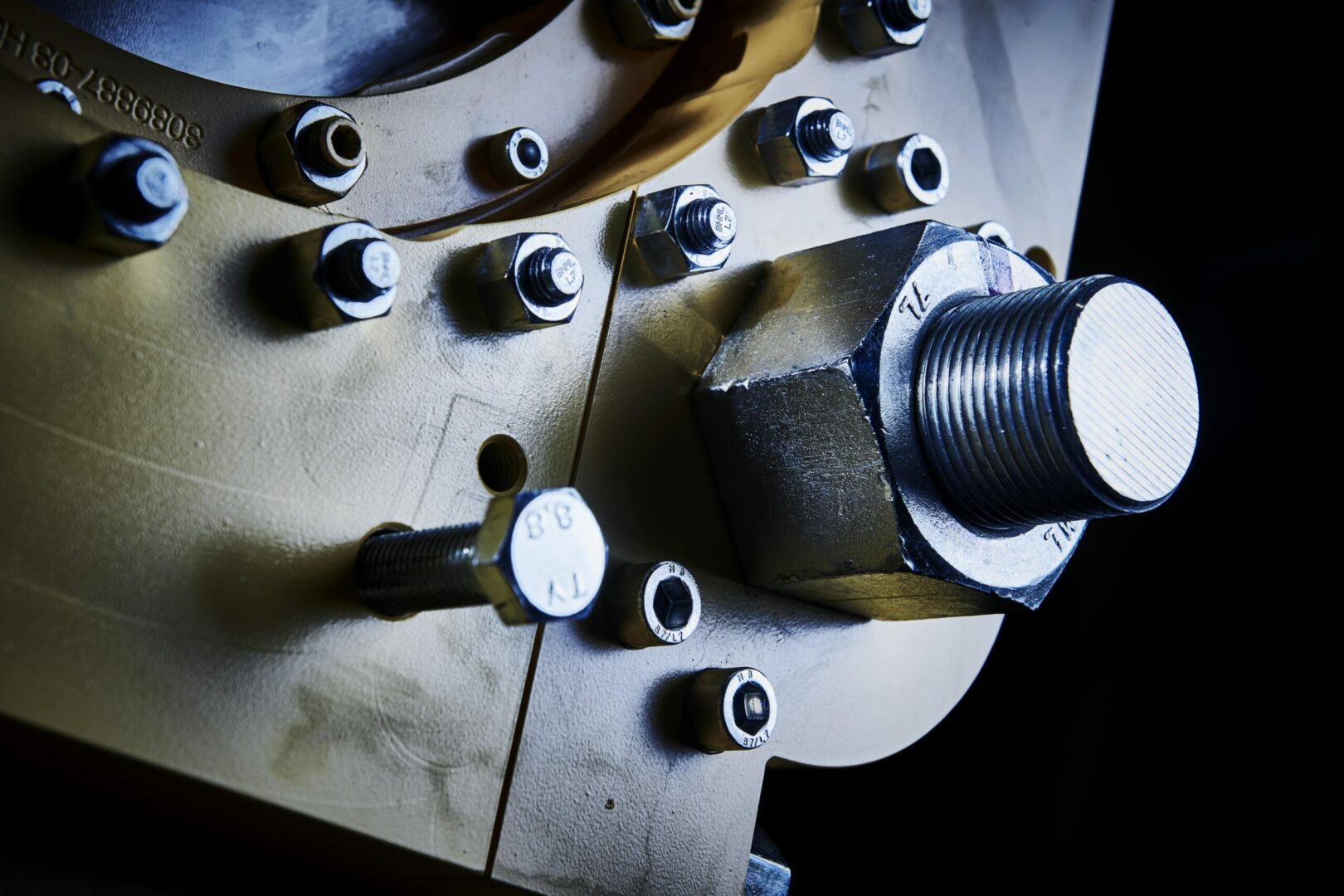 Izomax | 12" 300# AOGV Facilitates Flushing of Inlet Separator - Izomax