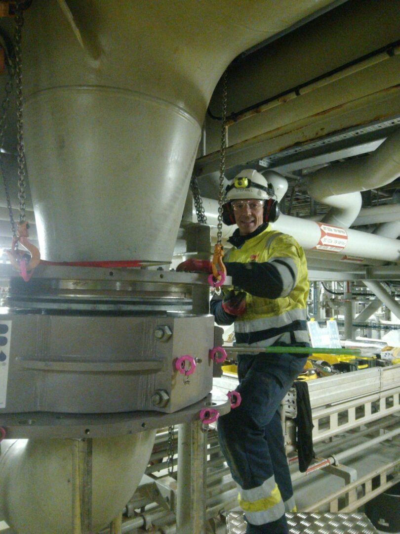 Izomax | Replacement of Butterfly Valve on FPSO - Izomax