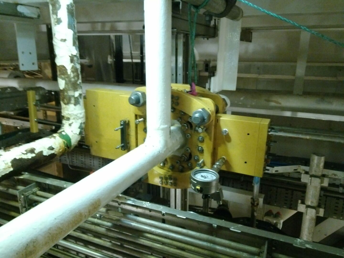 Izomax | Isolation for DECOM - Izomax