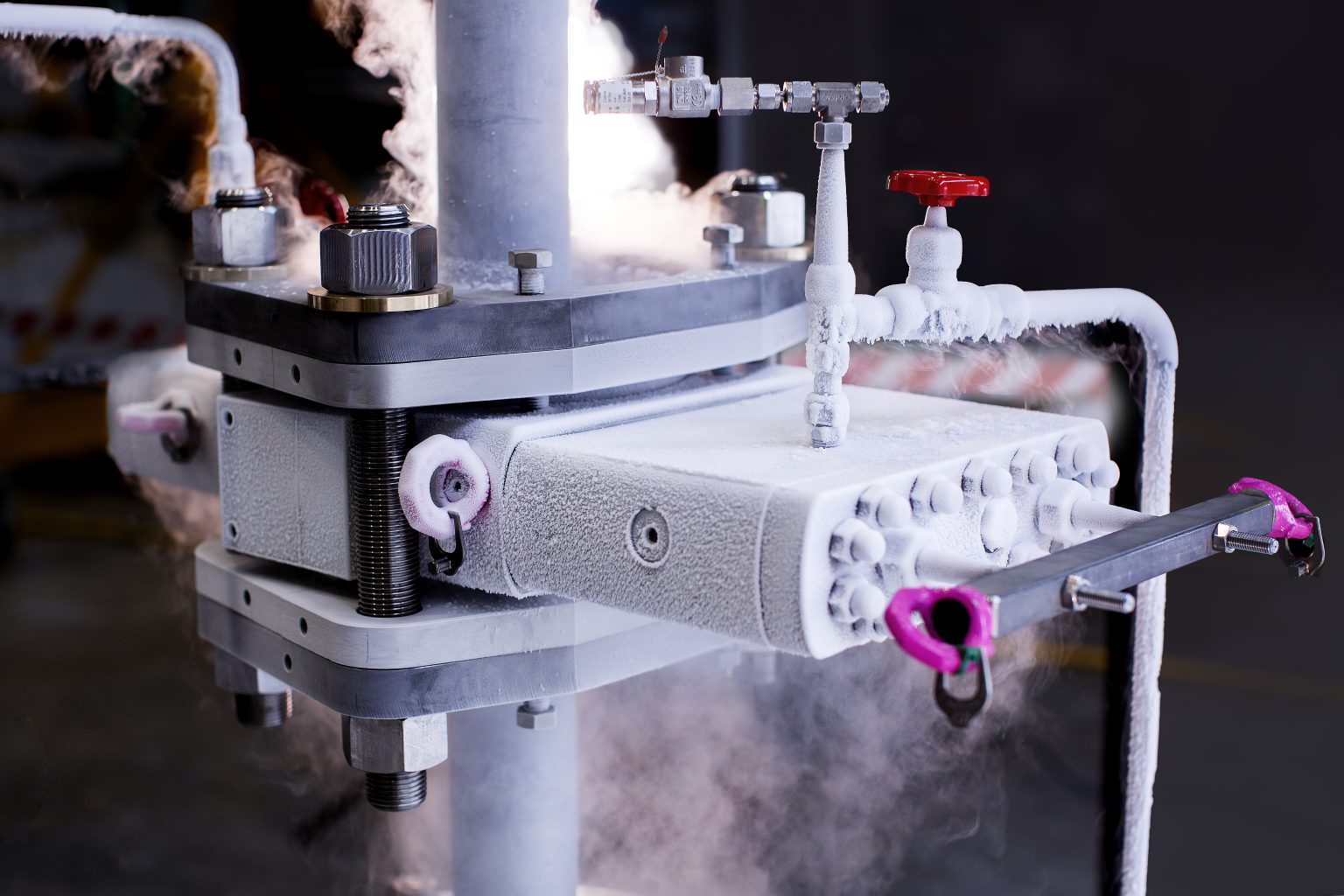 Izomax | Izomax takes unique mechanical isolation technology worldwide ...