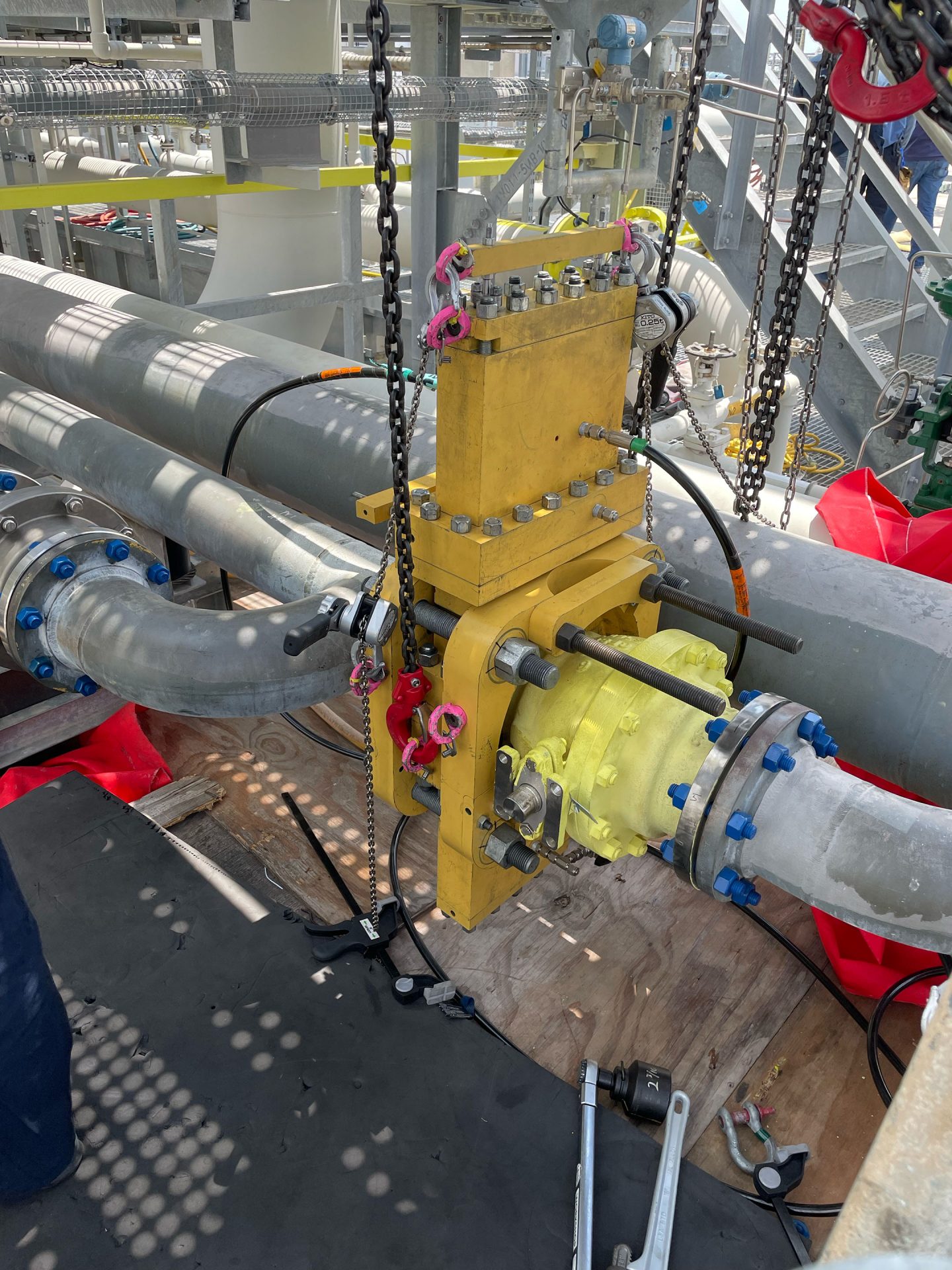 Izomax | AOGV Ensures Seamless Valve Replacement - Izomax