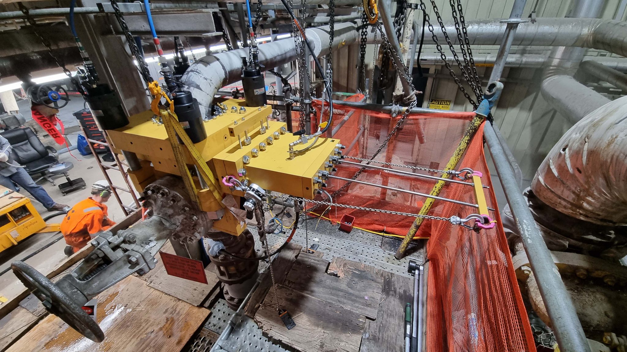 Izomax | Montana Refinery: Pump Reliability Solution - Izomax
